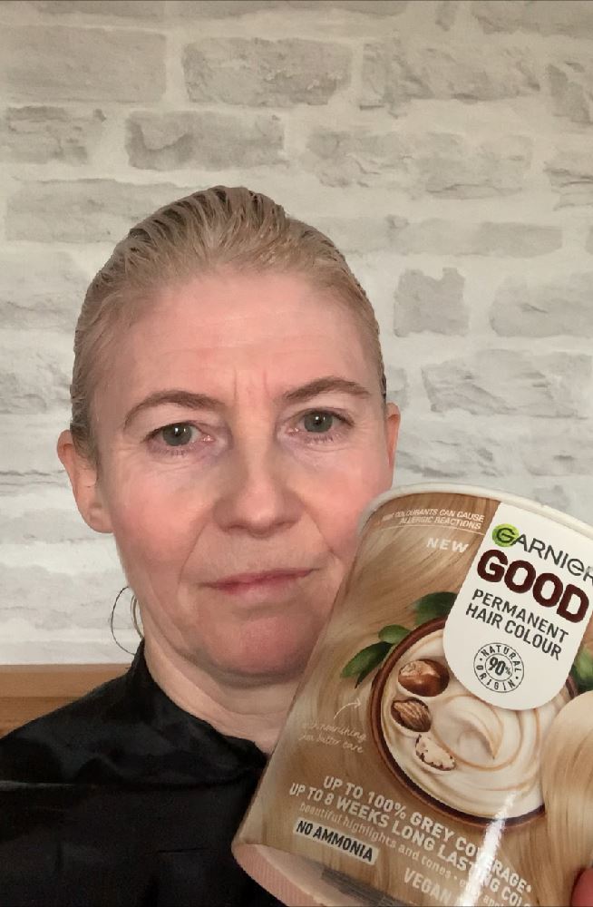 Make sure your hair is clean as this will help the colour | My Garnier ...