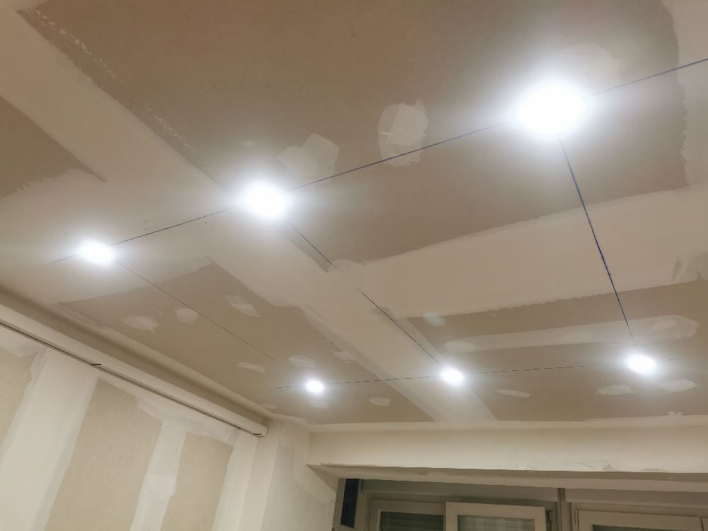 Instalación de halógenos en techo de salón recién reformado | Comunidad ...