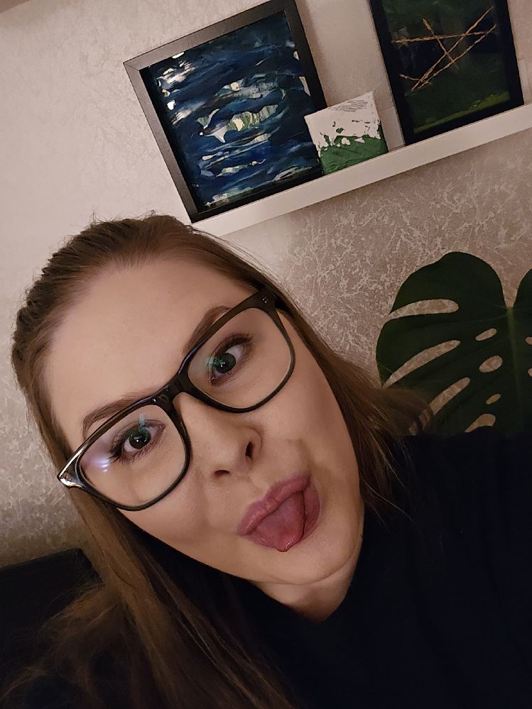 Jag har blivit med glasögon! 🤓 Kommer ta ett tag att vänja | KICKS ...